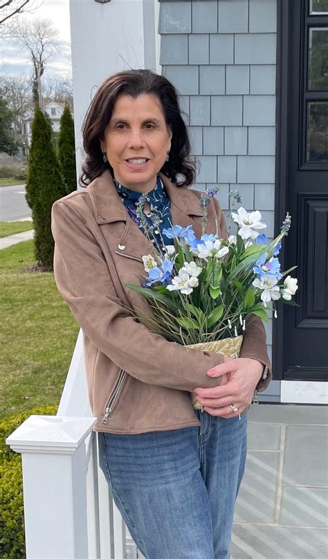 Mary Ellen Prince Staging