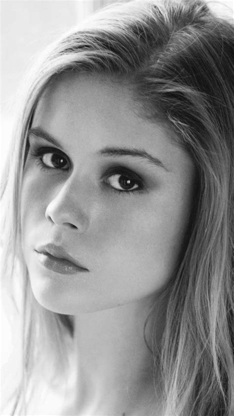 Erin Moriarty Teen Titanes Actrices Hermosas Actrices Bonitas