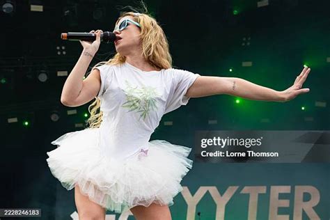 340 Slayyyter Photos And High Res Pictures Getty Images