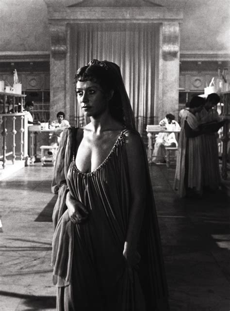 Helen Mirren Caligula