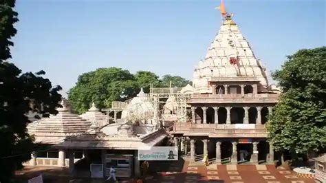 Mahakaleshwar Jyotirlinga History Legends Architecture Faqs