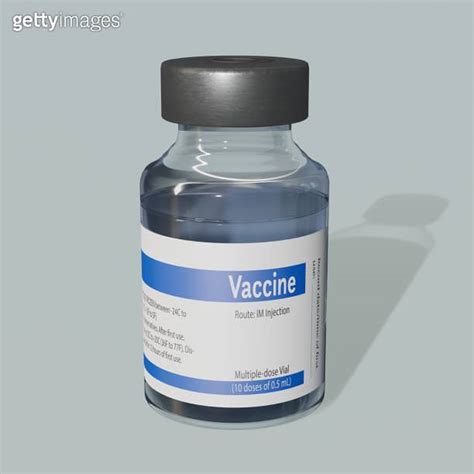 Close Up Multiple Dose Vial Of Vaccine 이미지 1335066668 게티이미지뱅크
