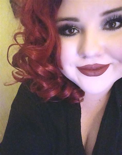 Myśli Kobiety Wyzwolonej Pracuję W Ekskluzywnym Sex Shopie