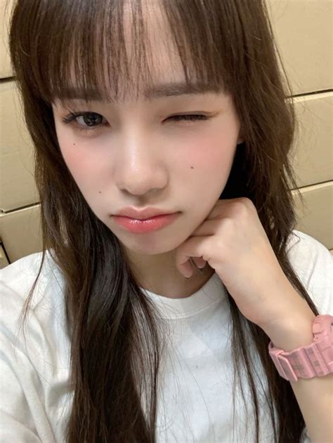 Pin De 🍰 Em 🐸김도은 Kim Doeun Dói