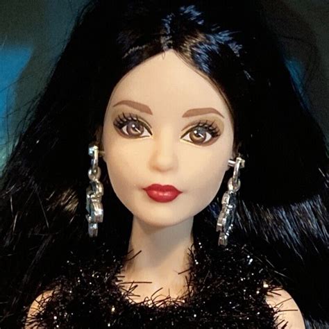 The Silver Junilee Ptmi Aniversary Doll 2017 10817 Barbiepedia