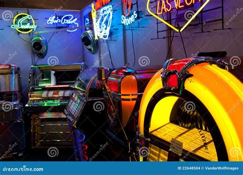 Classic Jukeboxes Editorial Stock Image Image Of Antique 22648504