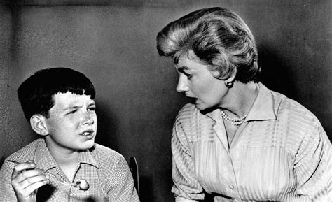 Barbara Billingsley As June Cleaver The Globe And Mail