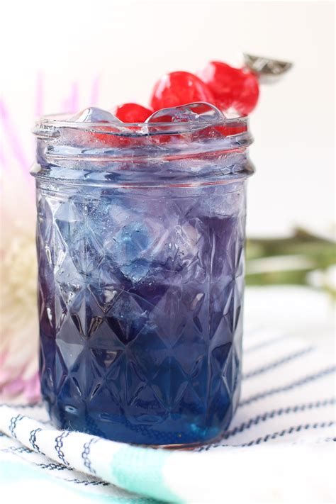 Mocktail Idea Blueberry Lemonade Mocktail