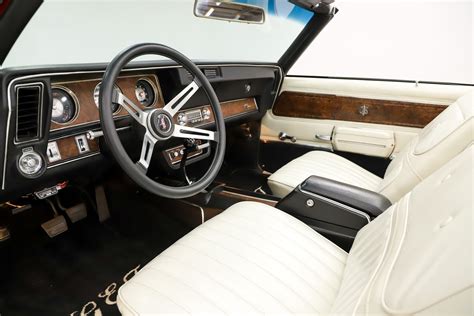 1970 Oldsmobile Cutlass Volo Museum