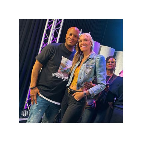 Pickupthemic Nikkolecom