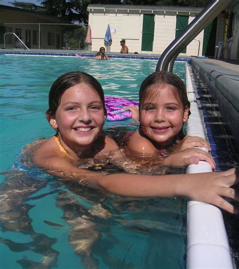 Gallery Aquatic Safety Instruction
