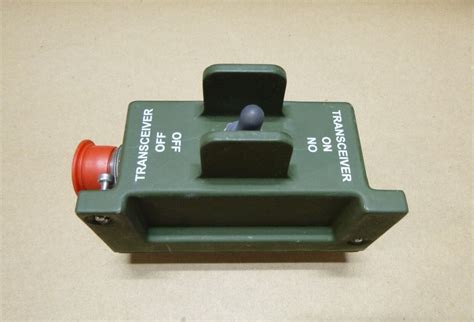 Usgi Humvee Fbcb2 Bft 2 Transceiver Gps Kgv 72 28 Volt Switch Box