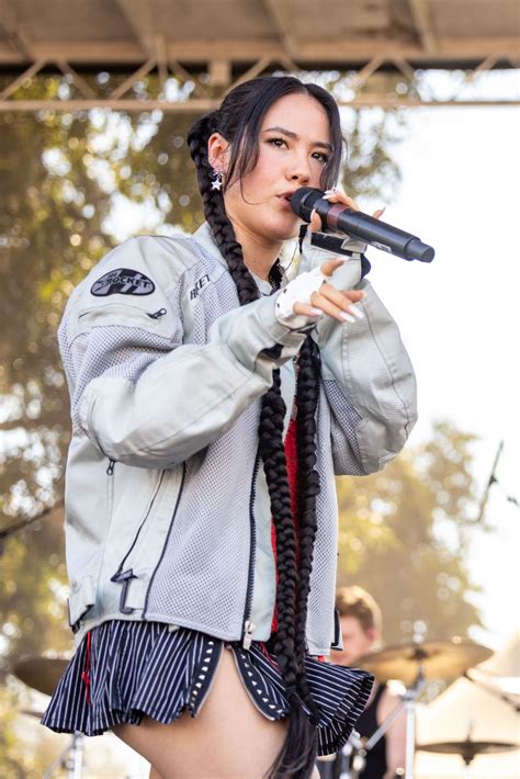 Emei Emily Li Shines Bright At Acl Fest In Austin Tx 10 12 2024 • Celebmafia