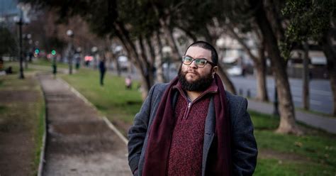 Reseña De Libros De Simón Soto A Cecilia Alfaro La Tercera