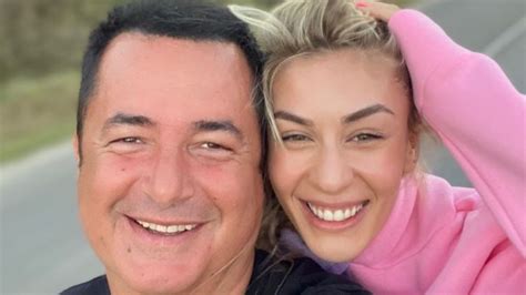 Acun Ilıcalı 54üncü Yaşını Kızları Ve Sevgilisiyle Kutladı