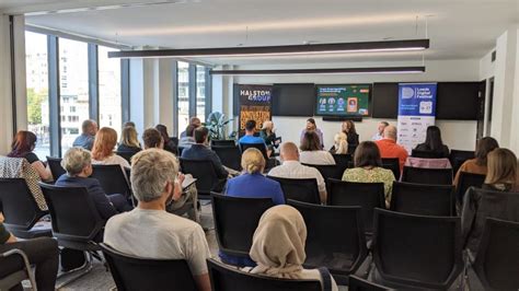 Deloitteyne Arran Taylor