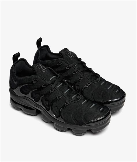 Black Nike Air Vapormax Plus Svd Uae