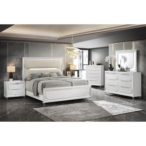 Eden 6 Piece Bedroom Set In White Finish By Crown Mark Cm B7400