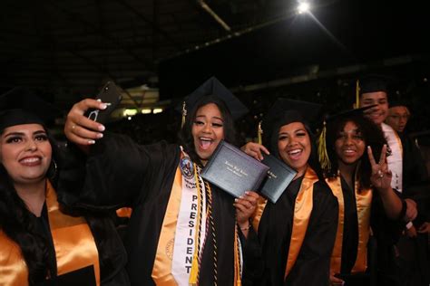 Lincoln High School Class Of 2023 Graduation At Tacoma Dome On 14th