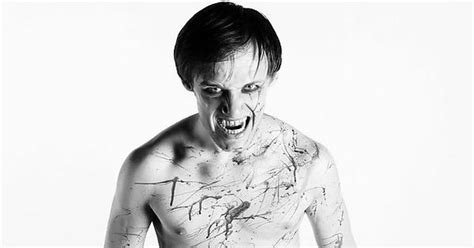 My Friend Asked Me To Pose For Shock Art Howd We Do Imgur