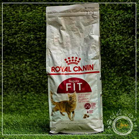 Royal Canin Fit Adult Dry Cat Food