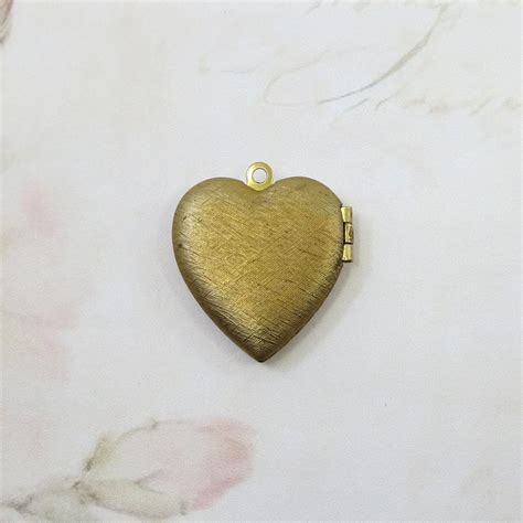 Brass Heart Locket Brass Flower Locket Raw Brass Locket 1 Piece Etsy