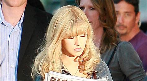Christina Aguilera And Her Huge Cameltoe Are Making A Movie Celebrity