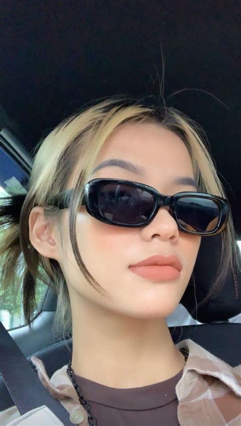 Aesthetic Rectangular Glasses Kacamata Hitam Orang Cantik Fotografi