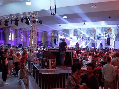 Tanzende Vulven Jahre Impulstanz Festival News W