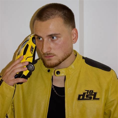 Who Wrote “up Down” By Dyce