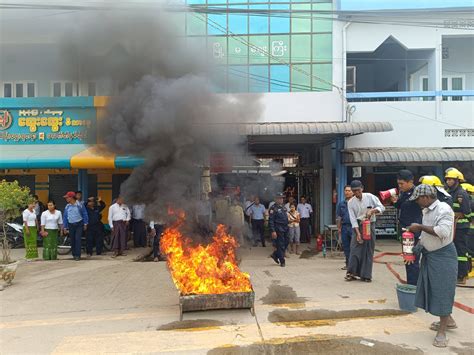 ဝေါမြို့၌ မီးဘေးအန္တရာယ်ကြိုတင်ကာကွယ်ရေးအသိပညာပေးခြင်းနှင့် မီးငြှိမ