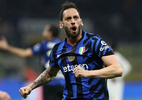 Inter Milan Star Hakan Calhanoglu Offers Himself To Fenerbahce