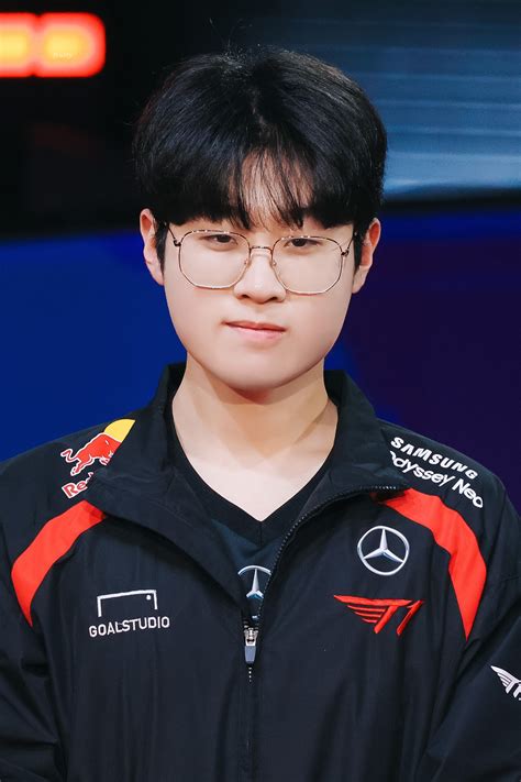 더쿠 제우스 사진 진짜 ㅋㅋ