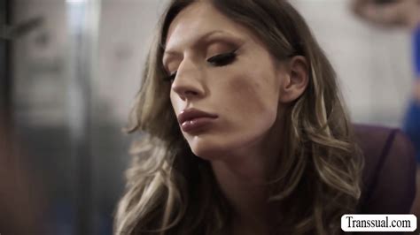 Handsome Gym Instructor Analed Ts Client While Watching Her Bff Eporner