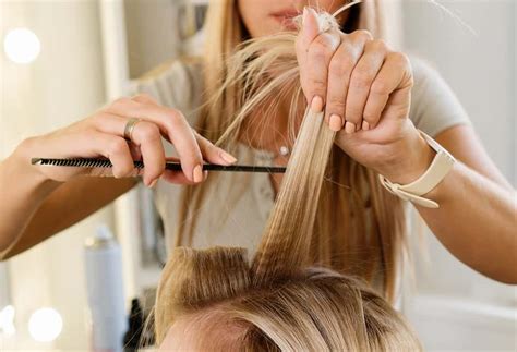 How To Tease Hair For Volume Pros Cons And Examples Hairstyle Camp