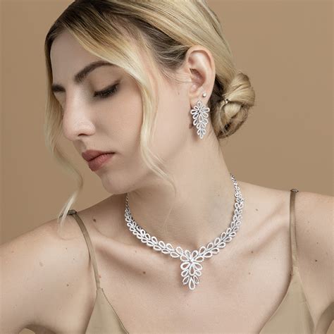 Diamond Necklace And Earrings Set In Gold Gemstone Pendant Sets