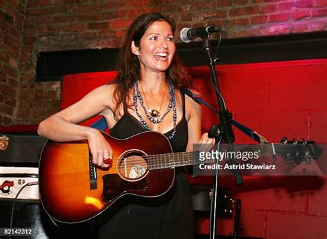 Jill Hennessy Performs At Rockwood Music Hall Photos And Premium High