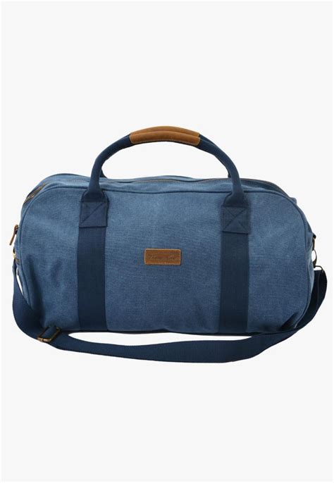 Thomas Cook Overnight Bag W Titley And Co