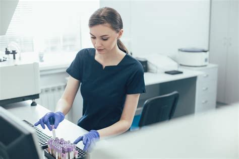 How To Become A Medical Lab Assistant In Ontario