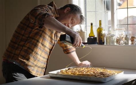 Jamie Oliver To Appear On Netflixs Chefs Table Legends News