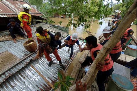 မင်းဘူးစကုမြို့နယ်မှ ဧရာဝတီမြစ်ရေဝင်ရောက်သည့် အိမ်ထောင်စုဝင်မိသားစုမ