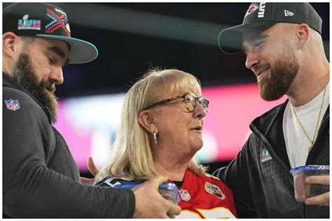 Donna Kelce Takes On A New Christmas Project While Preparing For Taylor