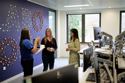 How Discover Is Dismantling Barriers For Women In Software Engineering