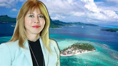 Dilek Ertek Herkesi üzdü Dilek Ertek Gemiden Okyanusa Nasıl Düştü