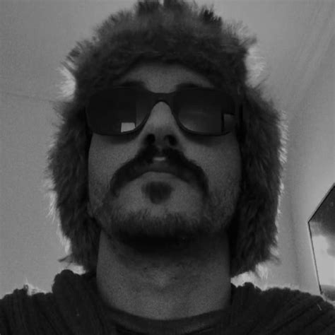 adlı kullanıcının شباب panosundaki Pin