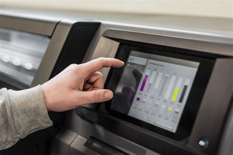 How Do Lcd Tft Displays And Oled Displays Work Crystal Display Systems