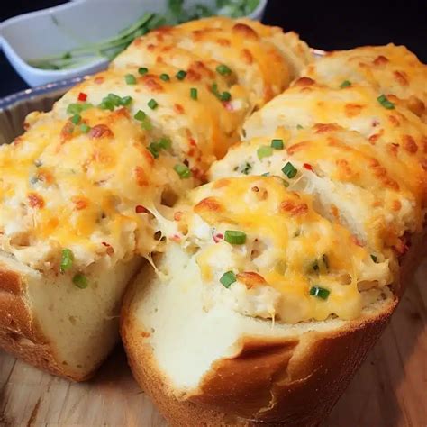 Cracked Crab Cheese Bread