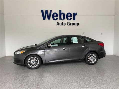 2016 Gray Ford Focus Se Fwd
