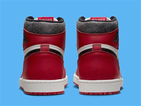 Air Jordan 1 Retro High Og Chicago Lost And Found Restock