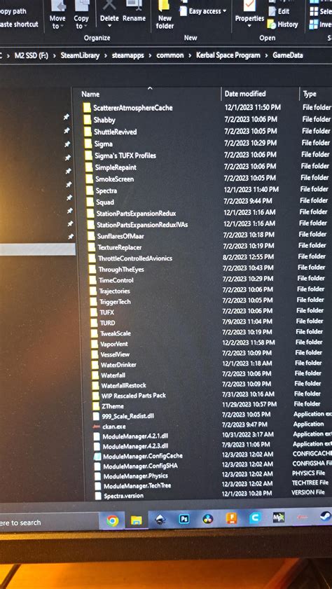 Why are some parts see through? (Interior overlay disabled, mod list attached) : r ...
